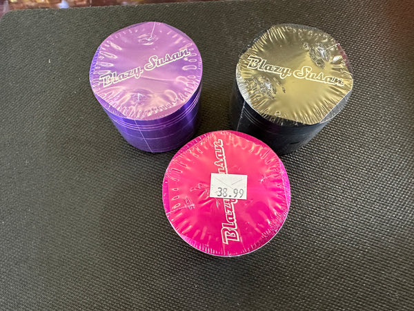 Grinders – Saint Lucia's Smoke Shop